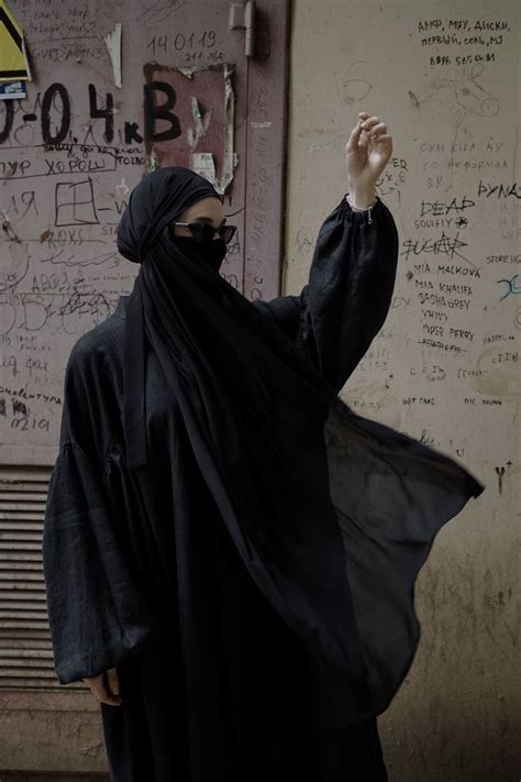 Épinglé Par Ari Sur S Mode Musulmane Mode Hijabi Femme