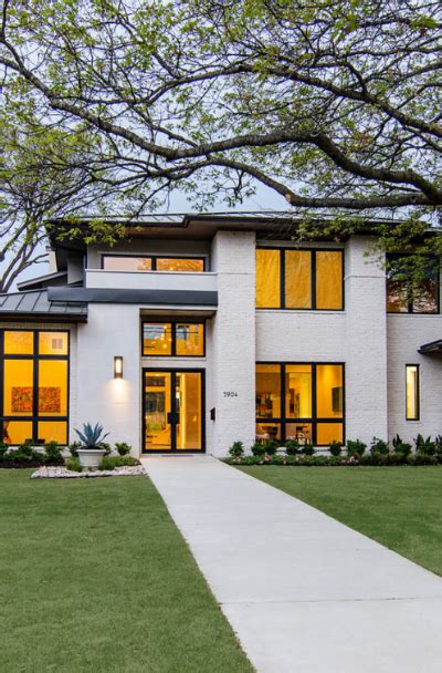 Contemporary Traditional Exterior Design