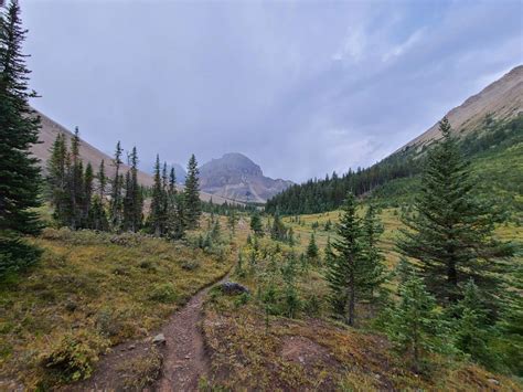 How To Make The Most Of Your Time Backpacking The Skoki Loop In 2025