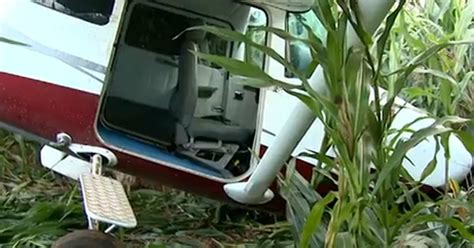 G1 Piloto de monomotor faz pouso de emergência em lavoura do Paraná