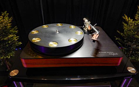 Mofi Distribution Dr Feickert Thomas Schick Koetsu Whest Hifi Rose Bat Isotek