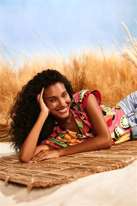 Joyce Oliveira Vendia Salgados E Trufas Até Virar Modelo Internacional