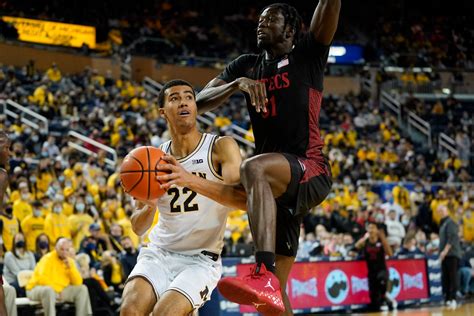 Michigans Caleb Houstan To Test Nba Draft Waters Too