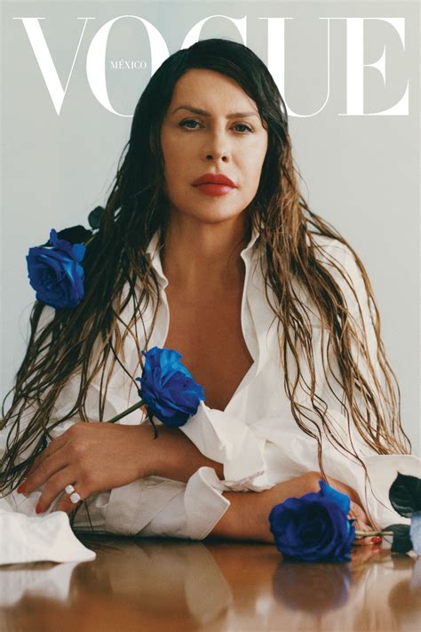 Karla Sofía Gascón Biografía edad series y películas Vogue