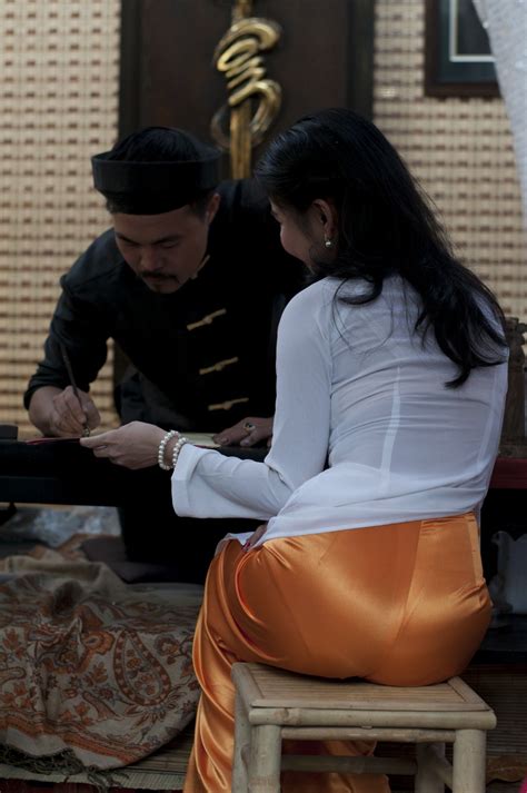 Pin By Tú On Womens Fashion Womens Trendy Dresses Ao Dai Beautiful