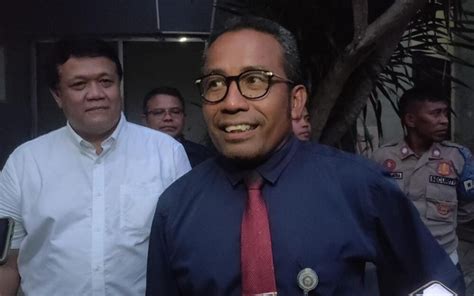Rektor Uho Nonjob Prof B Selama 6 Bulan Dalam Kegiatan Akademik