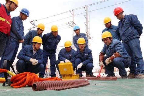 国网平凉供电公司：业务培训强根基 技能练兵促保供
