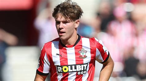 Latest Transfer News Southampton Set Dibling Asking Price Arsenal