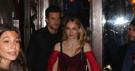 Joe Jonas And Sophie Turner S Inner Circles Fear Rebound Romances Could Spark Contention