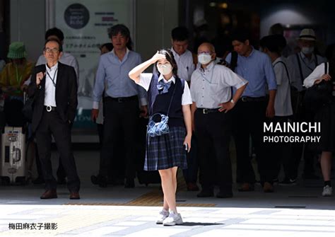 毎日新聞大阪写真部 On Twitter 気象庁 は20日、中国、近畿、東海の各地方が 梅雨明け したとみられると発表。いずれも平年