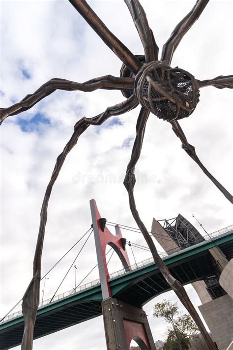 Maman Sculpture Stock Illustrations 3 Maman Sculpture Stock