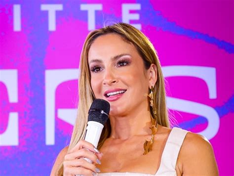 Direto do REALVERSO Claudia Leitte explorará os 5 sentidos no