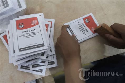 Pelipatan Surat Suara Pilpres 2024 Foto 7 1987801 TribunNews