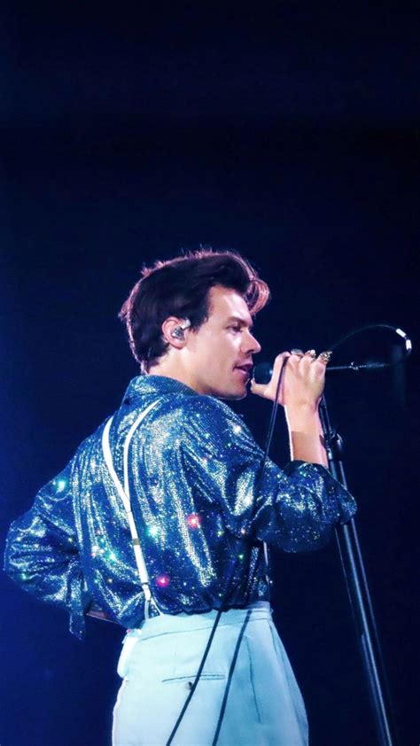 Harry Styles Harry Styles Pictures Harry Styles Love On Tour