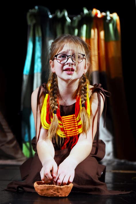 Kulturní A Kreativní Centrum Ostrov Vilma Běží O život Čr