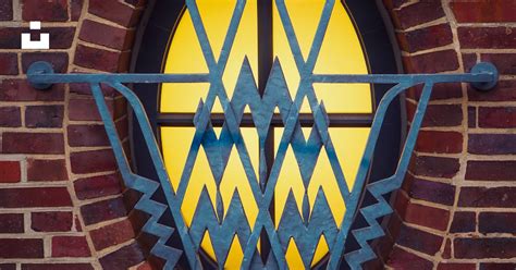 파란색과 노란색 스테인드 글라스 창 사진 Unsplash의 무료 독일 이미지