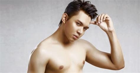 M Y A N M A R H U N K S Shirtless Zwe Min Zaw
