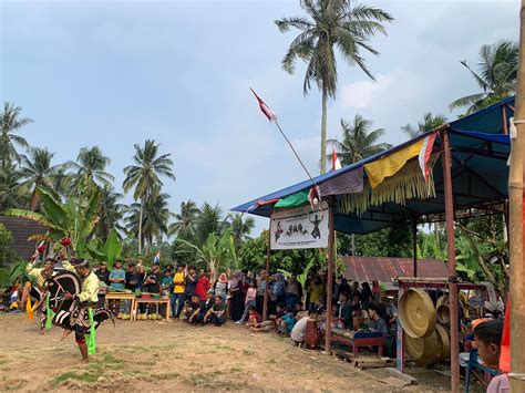 Peringati HUT RI Ke 78 Mahasiswa KKN Gelar Kesenian Jaranan Lembaga