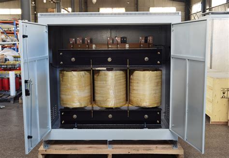 China Aangepaste Isolatietransformator 630 Kva Leveranciers