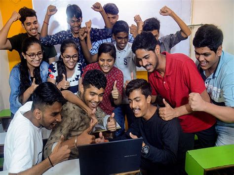 Jee Advanced Marks Vs Rank Vs Percentile 2023 Check Qualifying Marks