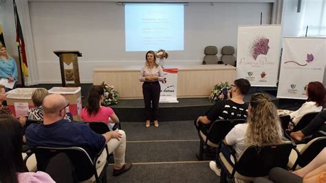 Jornada da Mulher inicia em Farroupilha lançamento da Campanha
