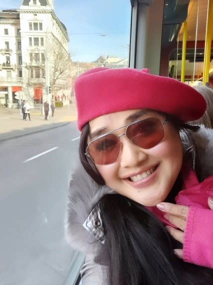 7 Potret Paramitha Rusady Yang Terlihat Awet Muda Di Usia 57 Tahun Pesonanya Nggak Pernah