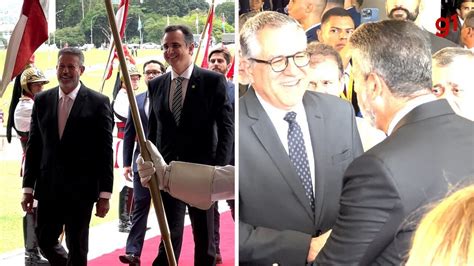Em meio a pressão Lira cumprimenta Padilha em abertura do ano