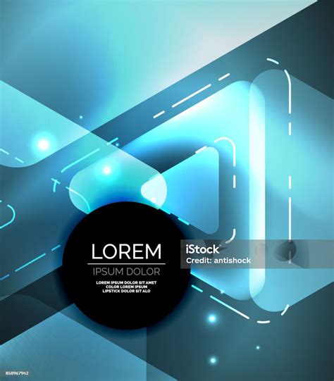 어두운 공간에 빛나는 밝은 삼각형 유리 추상적인 배경 디자인 0명에 대한 스톡 벡터 아트 및 기타 이미지 0명 3차원 형태 검은색 Istock