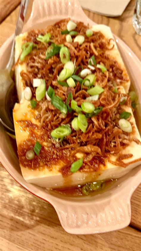 Flavor Explosions Hung Tao Yee Foo Won Ton Is A Lovely Hug Of Juicy Fried Dumplings In A
