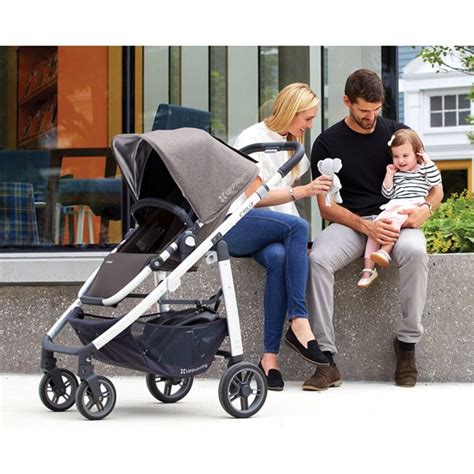 Recension: Uppababy Cruz - Den kompakta vagnen som blir mer och mer ...