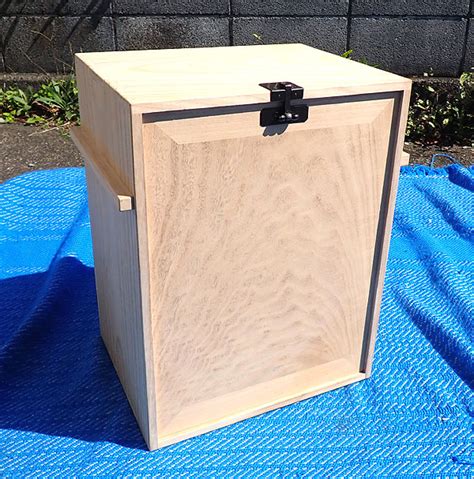 Yahooオークション 未使用【茶道具 旅箪笥 桐箱】白木 棚 利休好 茶