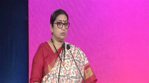 Smriti Irani Challenges Rahul Gandhi For Debate On UPA Rule Versus Modi