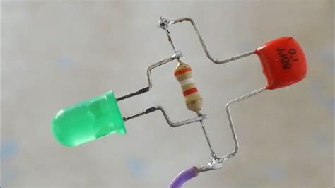 2 Amazing Gadgets That Everyone Should Have Electronic Diy Gadgets