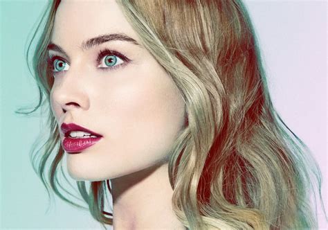 Margot On The Set Of Barbie Rmargotrobbie