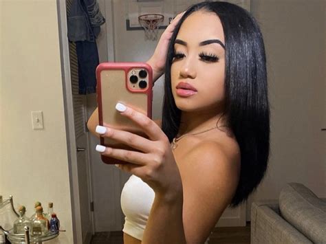 Rella Gz The Selfie Glow Up Is Fire But Its Really All About The