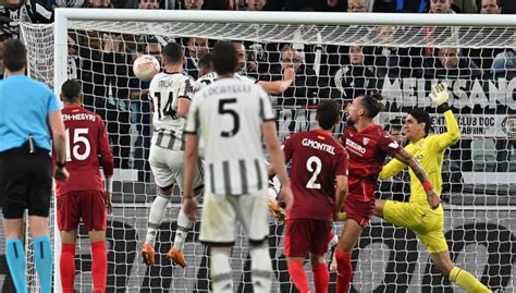 UEL Juventus 1 1 Sevilla Gatti Grabs Last Gasp Equaliser Football
