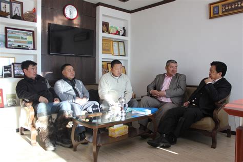 Авто тээвэр эрхлэгчдийг аймгийн ИТХ ын дарга хүлээн авч уулзлаа