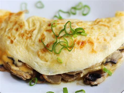 Eggs Cheese And Mushroom Omelet Eat This Much
