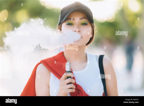 Pretty Young Asian Girl Vape Popular Ecig Gadgetvaping Devicehappy