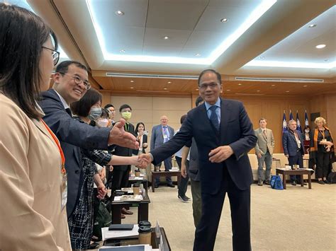 欧美知名学者访台 游锡堃吁世界认清中共欲统一世界本质 ＊ 阿波罗新闻网