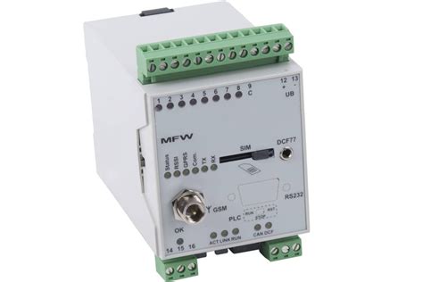 CN 100 AK | English