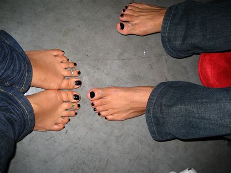 Black Toenail Polish Guess Which Feet Are Mine Atlantisa7 Flickr