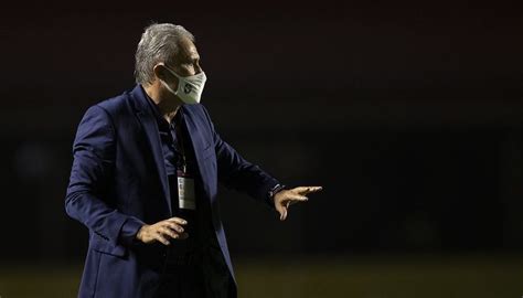 Desempenho Ruim Contra Venezuela Faz Com Que Torcida Peça Saída De Tite