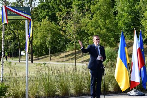 MARKO BEZRUCZKO BOHATER WALK O WOLNOŚĆ POLSKI I UKRAINY Cerkiew