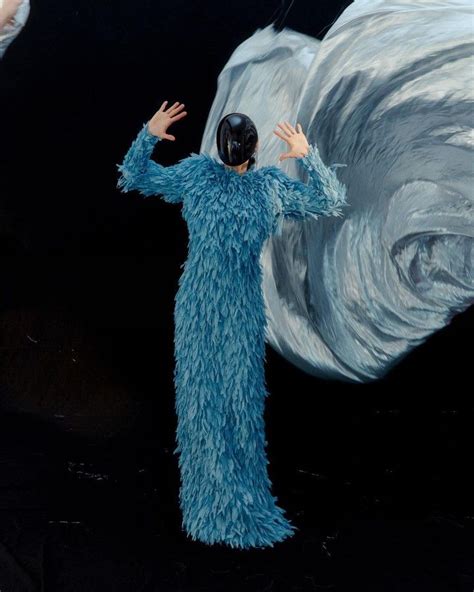 Pin På ꓭb Editorials I 2024