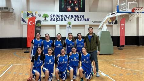 SANKO Okulları Basketbol Takımı il 2 si oldu Adıyaman İlk Haber