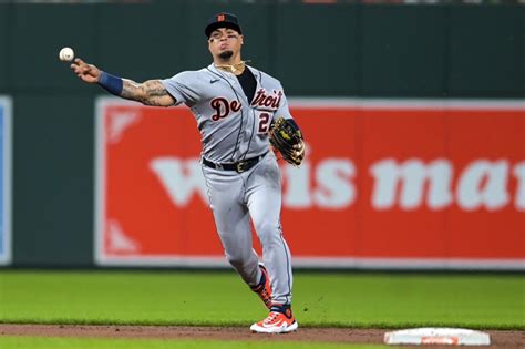 Dodgers Rumors Mlb Insider Links Several Shortstop Names As Options