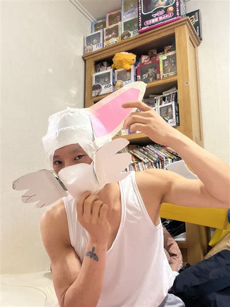 스즈메의 문단속에 나오는 다이진 코스프레 해봤다 포텐 터짐 최신순 에펨코리아