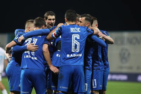 Slobodna Dalmacija Dobra Vijest Za Hajduk Neugodni Slaven Belupo U