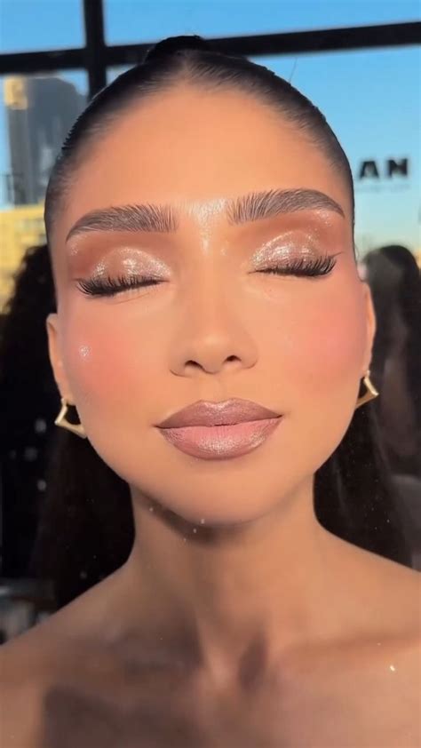 Glowing Makeup Look Video
